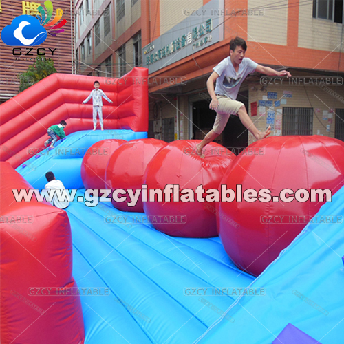 inflatable wipeout,inflatable obstacle course,total wipeout course,game ...